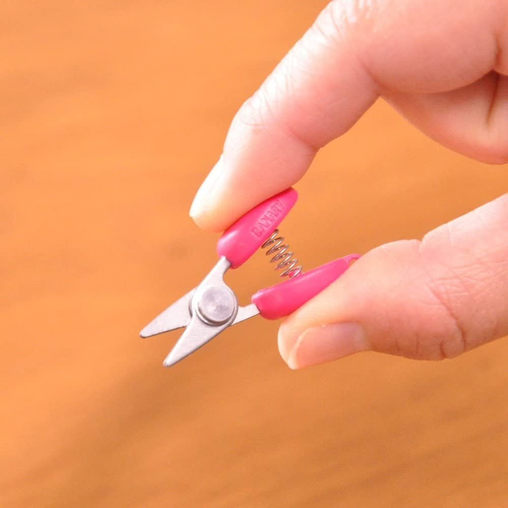 Hasegawa Canary Micro Scissors – Stitchbird